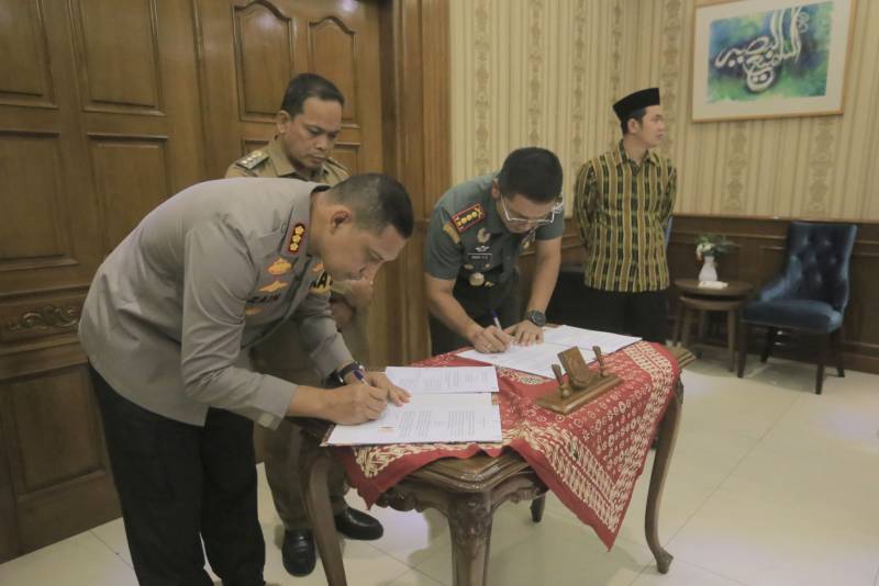 Dukung Suksesnya Pilkada, Pemkot Teken NPHD Dukung Suksesnya Pilkada, Pemkot Teken NPHD