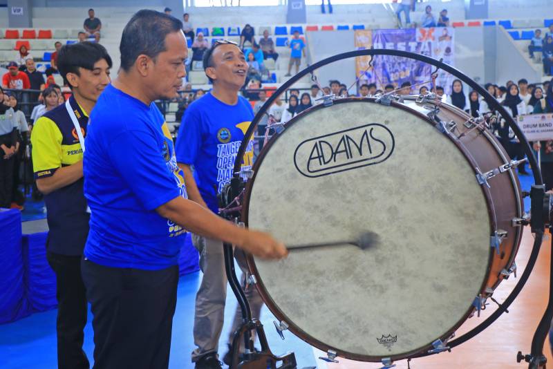 Hadirkan Kompetisi Marching Band, Dr. Nurdin: Komitmen Majukan Prestasi ... Hadirkan Kompetisi Marching Band, Dr. Nurdin: Komitmen Majukan Prestasi ...